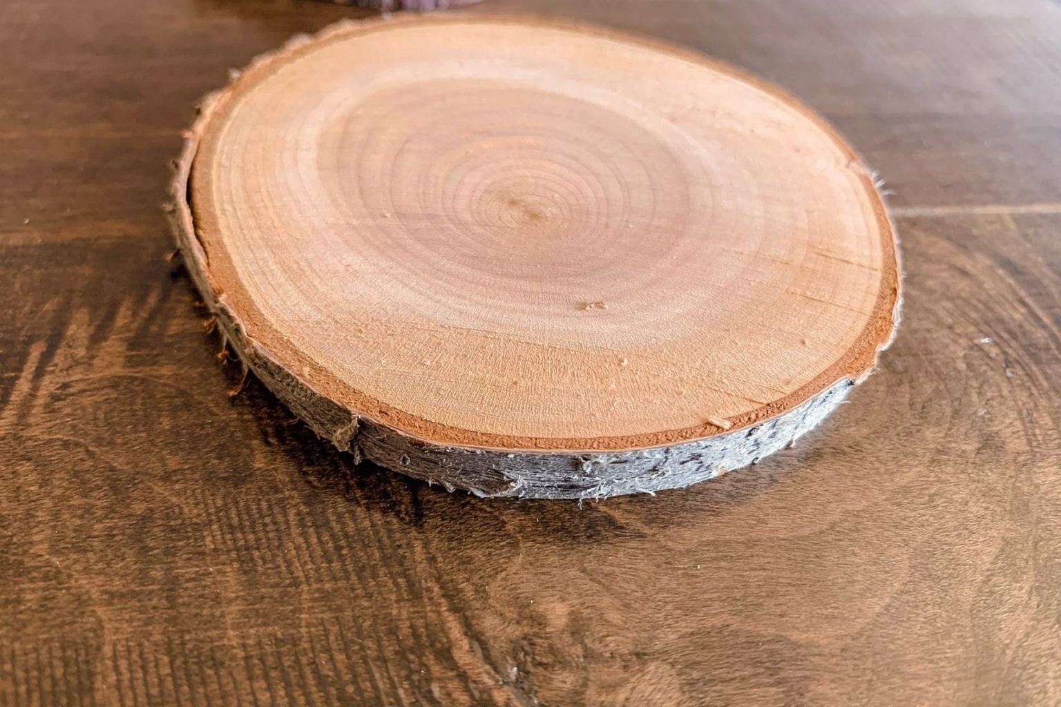 DIY Wood Slices from Recycled Tree Clippings - Amaryllis Lane